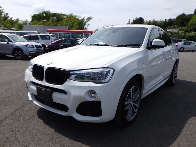 BMW X4 W20 xDrive 28i M Sport - LASHAR INTERNATIONAL