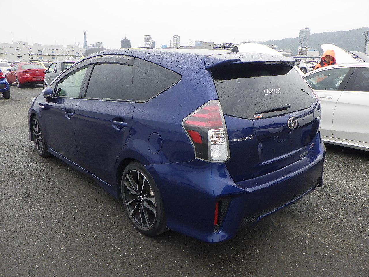 PRIUS ALPHA GR SPORT S-TOURING SELECTION 2018 - LASHAR INTERNATIONAL