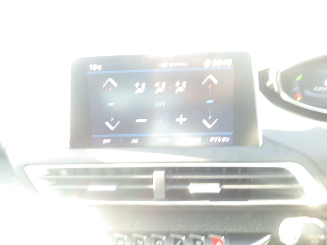 PEUGEOT 3008 ALLURE LED - LASHAR INTERNATIONAL